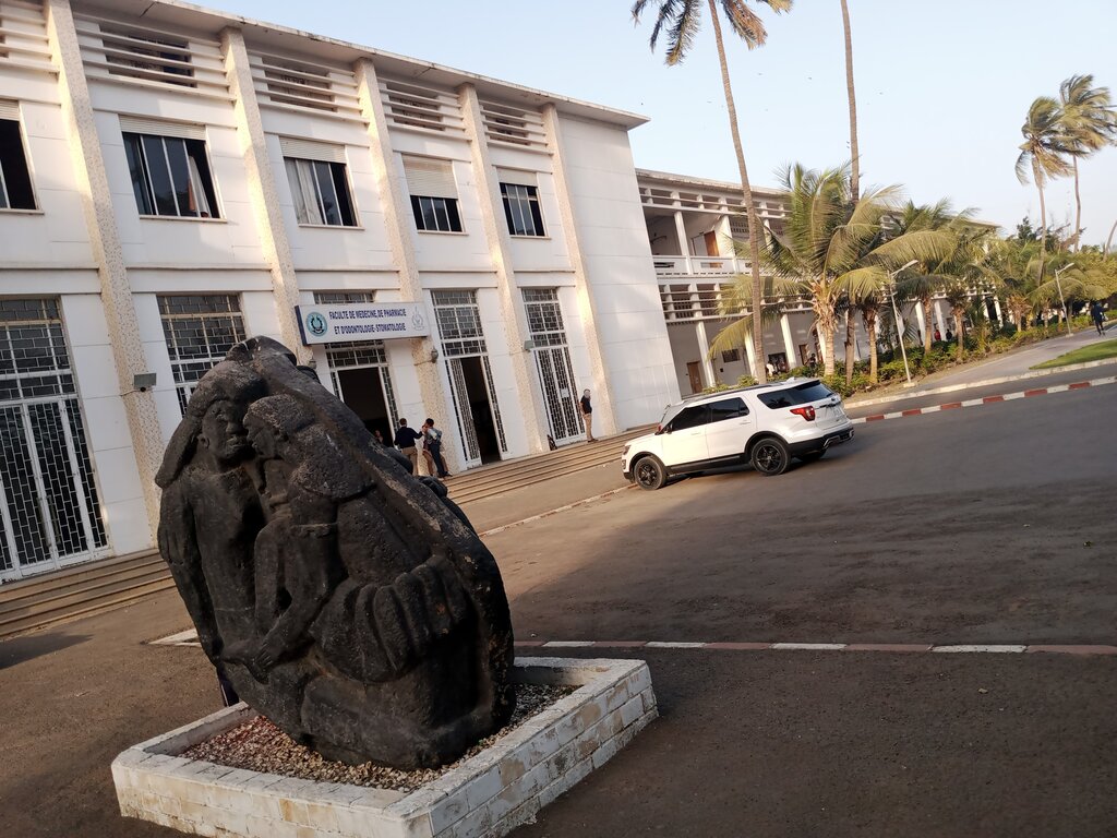 Üniversiteler Faculté de Médecine, de Pharmacie et d’Odontologie, Dakar, foto