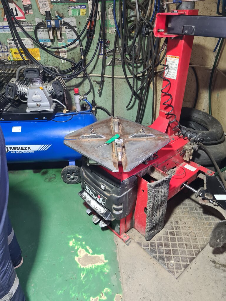 Oto lastik tamiri Шиномонтаж, Kineşma, foto