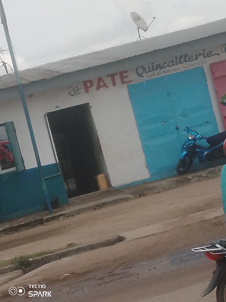 Banyo ve klozet mağazaları Pâte Quincaillerie, Brazzaville, foto