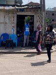 Tina Coiffure (Brazzaville, Commune de Poto-Poto, Rue Kouyou, 31), kuaförler  Kongo'dan