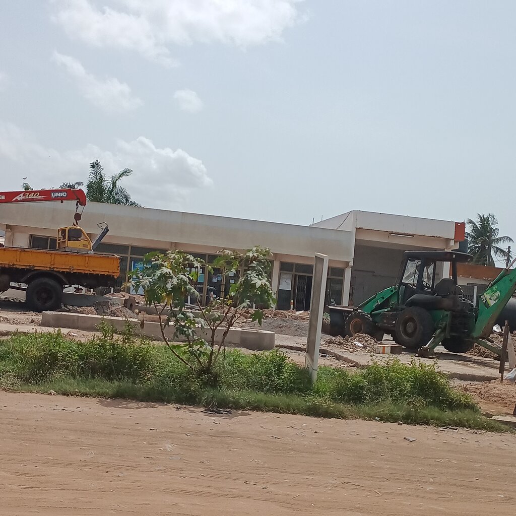 Benzin istasyonu Total Filling Station And Mart, Dünya, foto