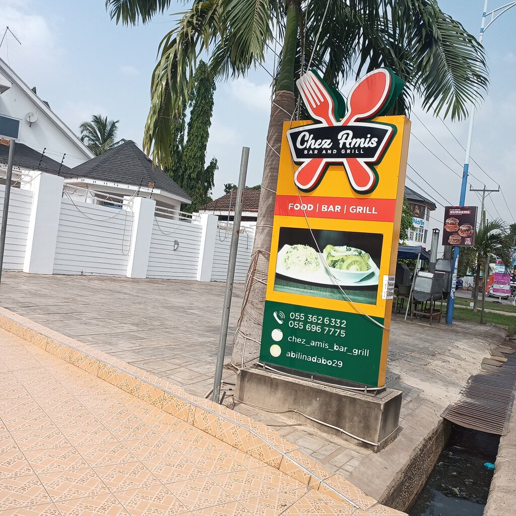 Bar Chez Amis Bar and Grill, Akra, foto