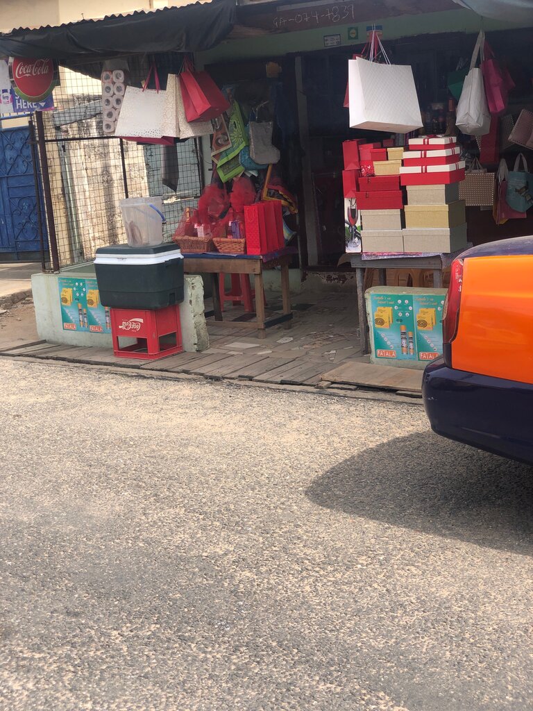 Paketleme ekipmanları firmaları Bridal Studio, Akra, foto