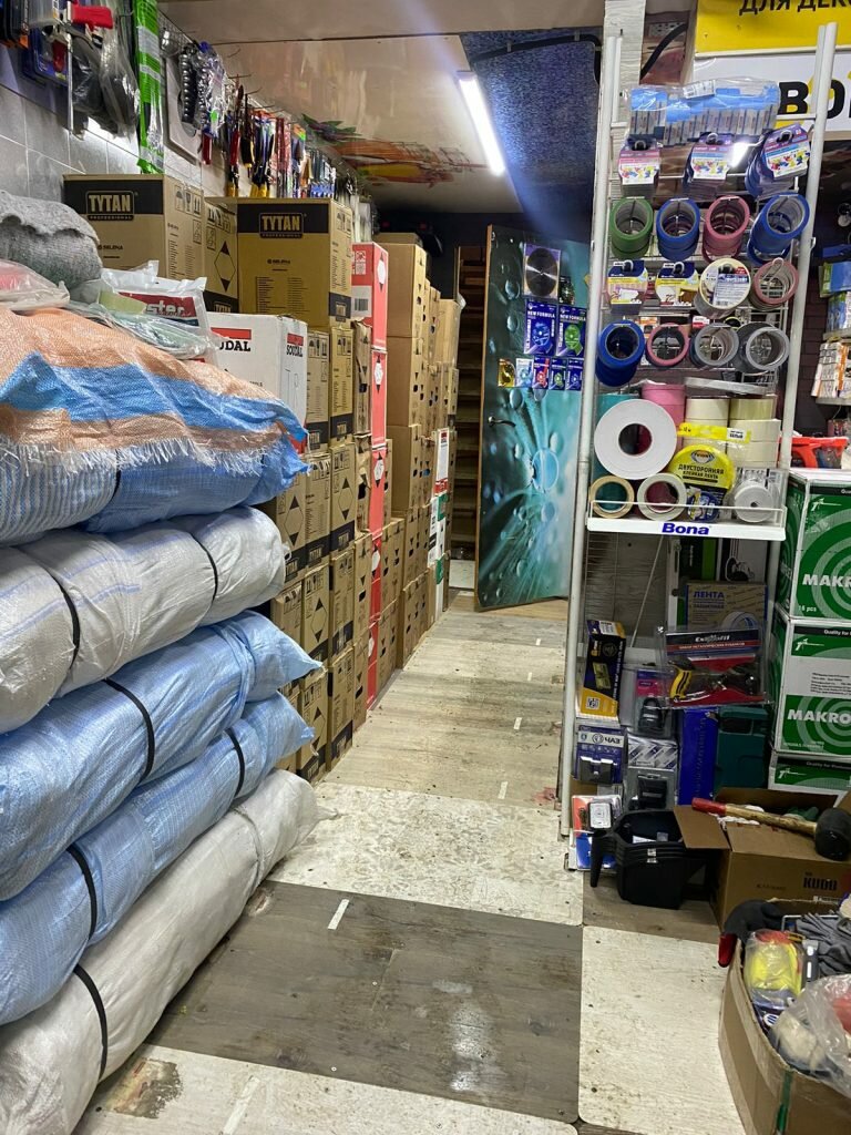 Yapı mağazası Superremont100, Moskova, foto