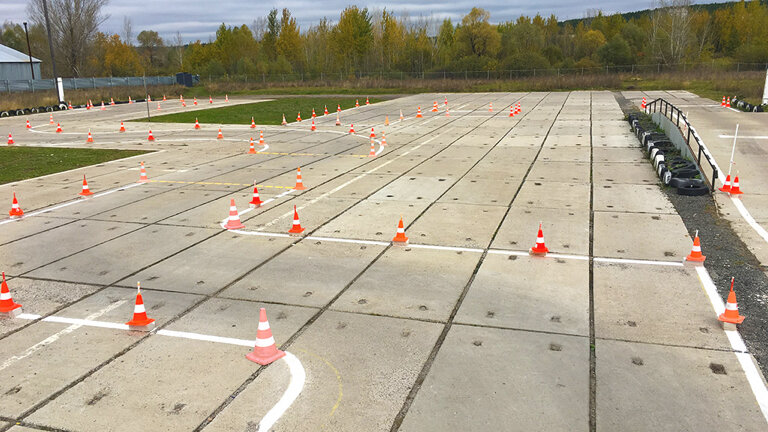 Ehliyet sınav alanı Площадка для вождения, Volzhsk, foto