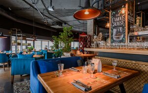 Koza Dereza (Slavy Avenue No:43/49), restoran  Saint‑Petersburg'dan