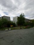 Playground (Sverdlovsk Region, Yekaterinburg, VIZ Urban Housing District), oyun alanı  Yekaterinburg'dan