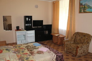 Лис'М.А. (улица Ленина No:122А/2, посёлок городского типа Коктебель), otel  Kırım Cumhuriyeti'nden