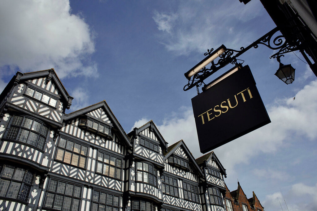 Giyim mağazası Tessuti Chester, İngiltere, foto