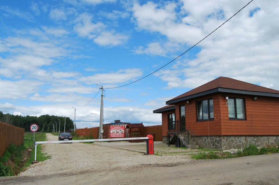 Arazi dizisi Дачный поселок Недельное, Kalujskaya oblastı, foto