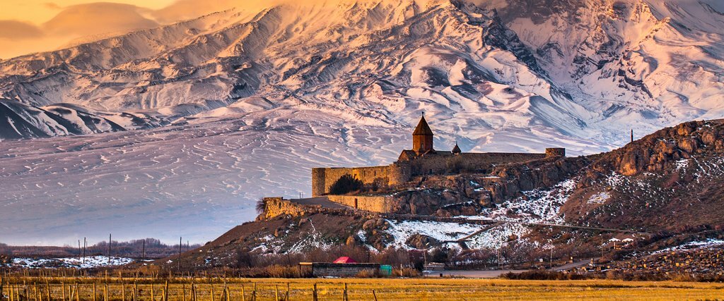 Turizm acenteleri Травел Армения Турс, Erivan, foto