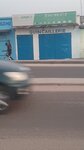 Ets M. C. I (Brazzaville, Commune de Moungali, Rue Moundzombo), banyo ve klozet mağazaları  Brazzaville'den