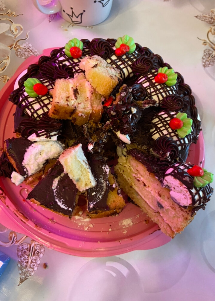 Pasta, şekerleme ve tatlı Sladky Dom, Saint‑Petersburg, foto