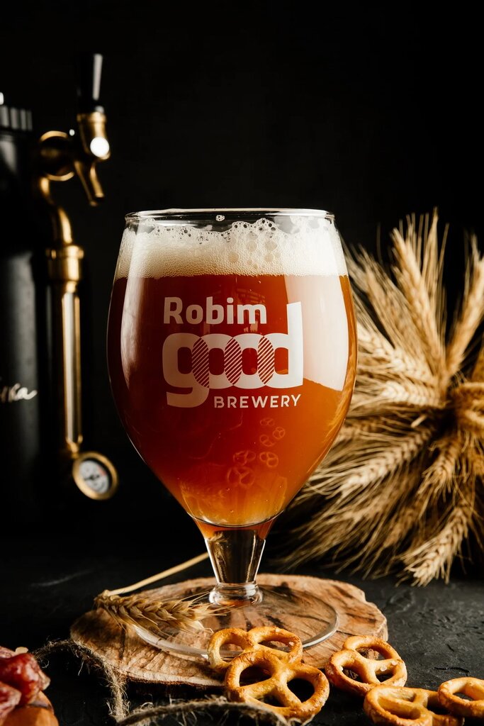 Bira dükkanı Beerloga, Svetlahorsk, foto