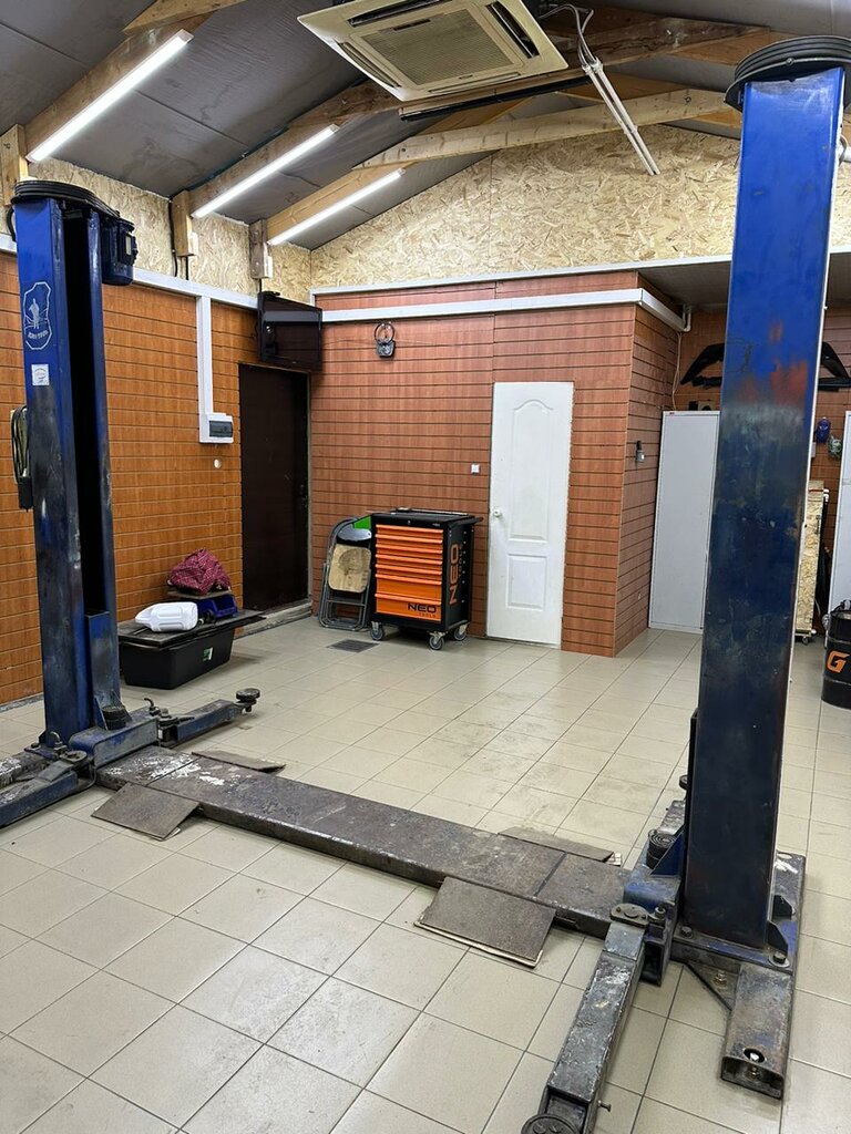 Otomobil servisi СТО на Озерной, Adıge Cumhuriyeti, foto