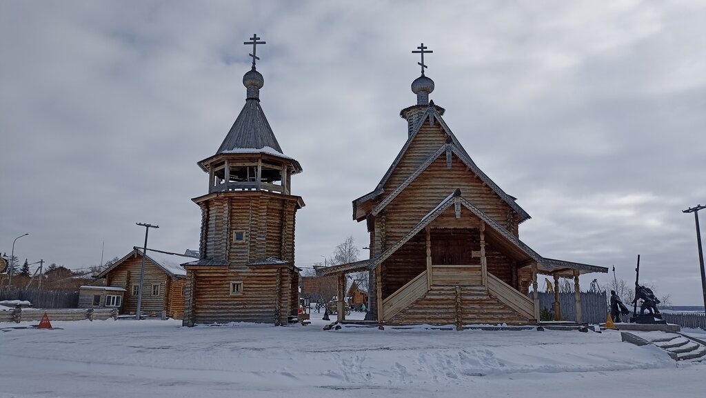 Ortodoks kiliseleri Храм в честь иконы Божией Матери Всех скорбящих Радость, Salehard, foto