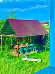 Blue roof (Sovetskaya ulitsa No:59А, selo Motmos), otel  Nijegorodskaya oblastından
