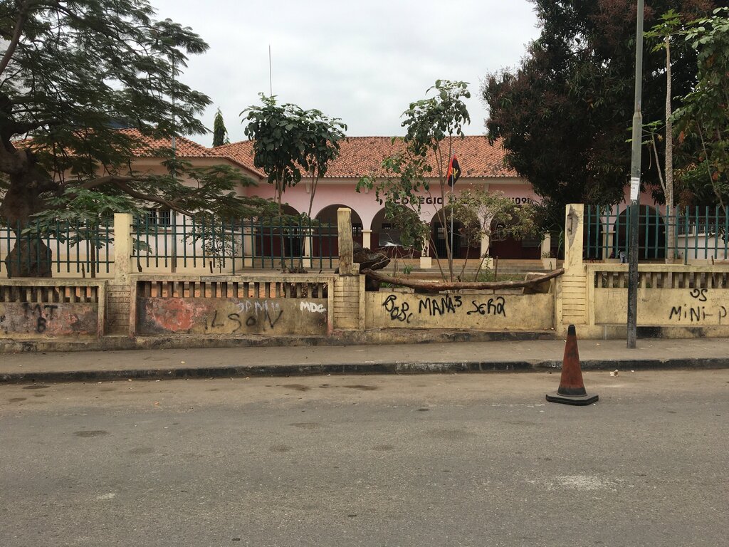 Ortaokul Escola Ngola Njinga, Loanda, foto