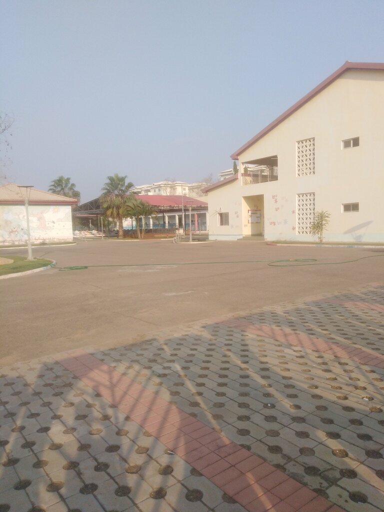 Anaokulları Cheche Bloco K, Loanda, foto