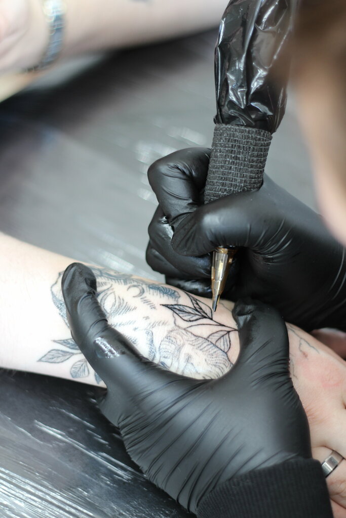 Dövmeciler Kolva_ink, Novosibirsk, foto