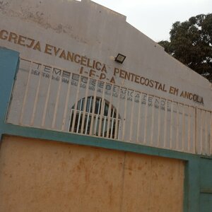 Igreja Evangélica Pentecostal em Angola (Luanda Province, Municipality of Viana, Regedoria), protestan kilisesi  Loanda'dan