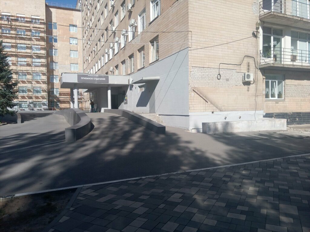 Hastane bölümü ГКБ № 1 им. С.З. Фишера, приёмное отделение, Voljski, foto