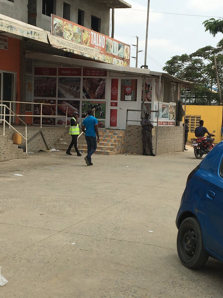 Kasap, şarküteri Halal, Loanda, foto