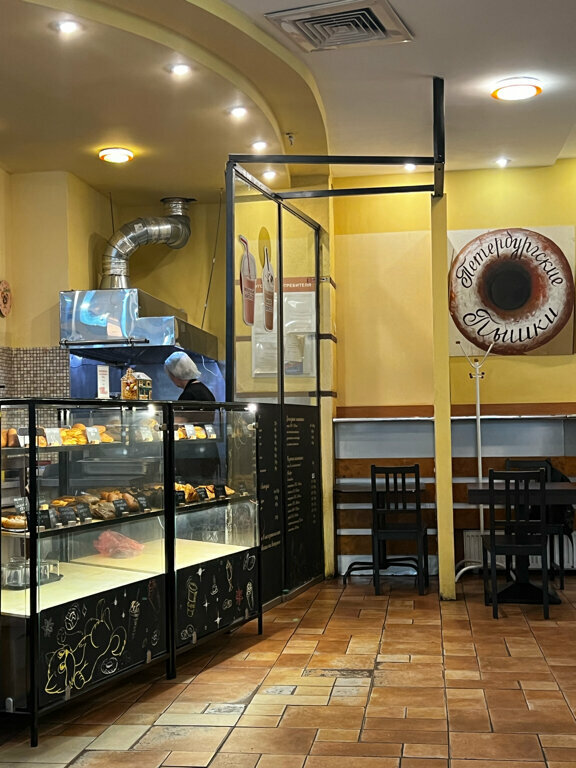 Ekmek fırını Peterburgskie pyshki, Saint‑Petersburg, foto
