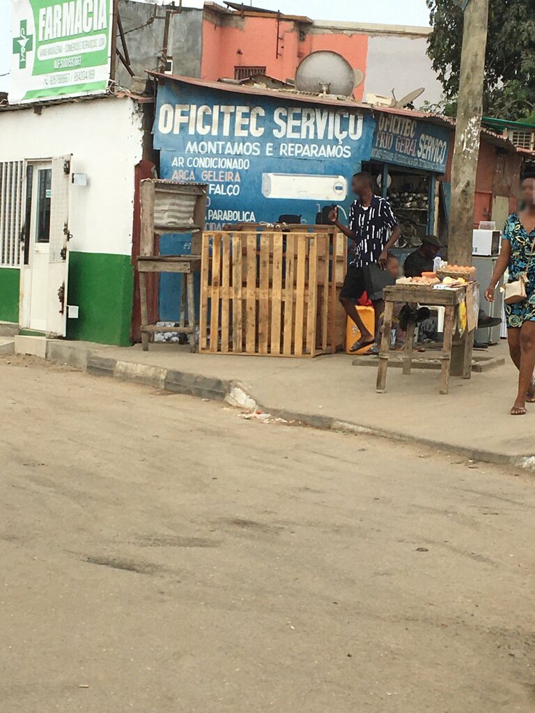 Otomobil satış galerileri Oficitec, Loanda, foto
