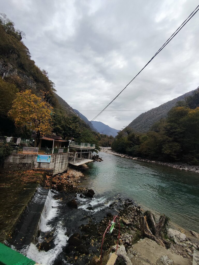 Park, sokak heykeli Орёл, Gagra Bölgesi, foto