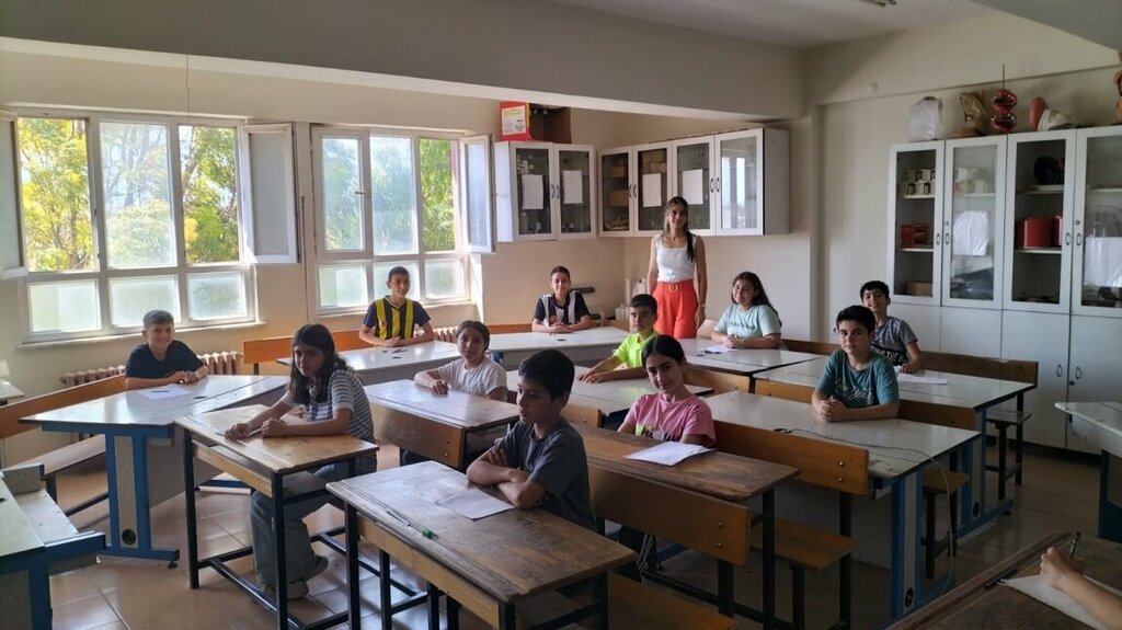 Ortaokul Ataker Ortaokulu, Antakya, foto