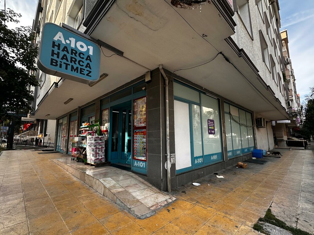 Süpermarket A 101, İstanbul, foto