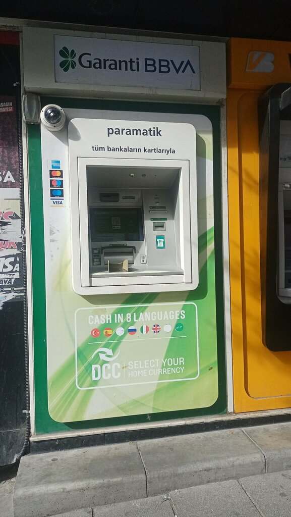 ATM'ler Garanti BBVA ATM, İstanbul, foto