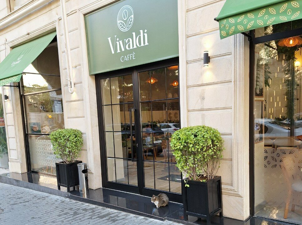 Kahve dükkanları Vivaldi Caffe, Bakü, foto
