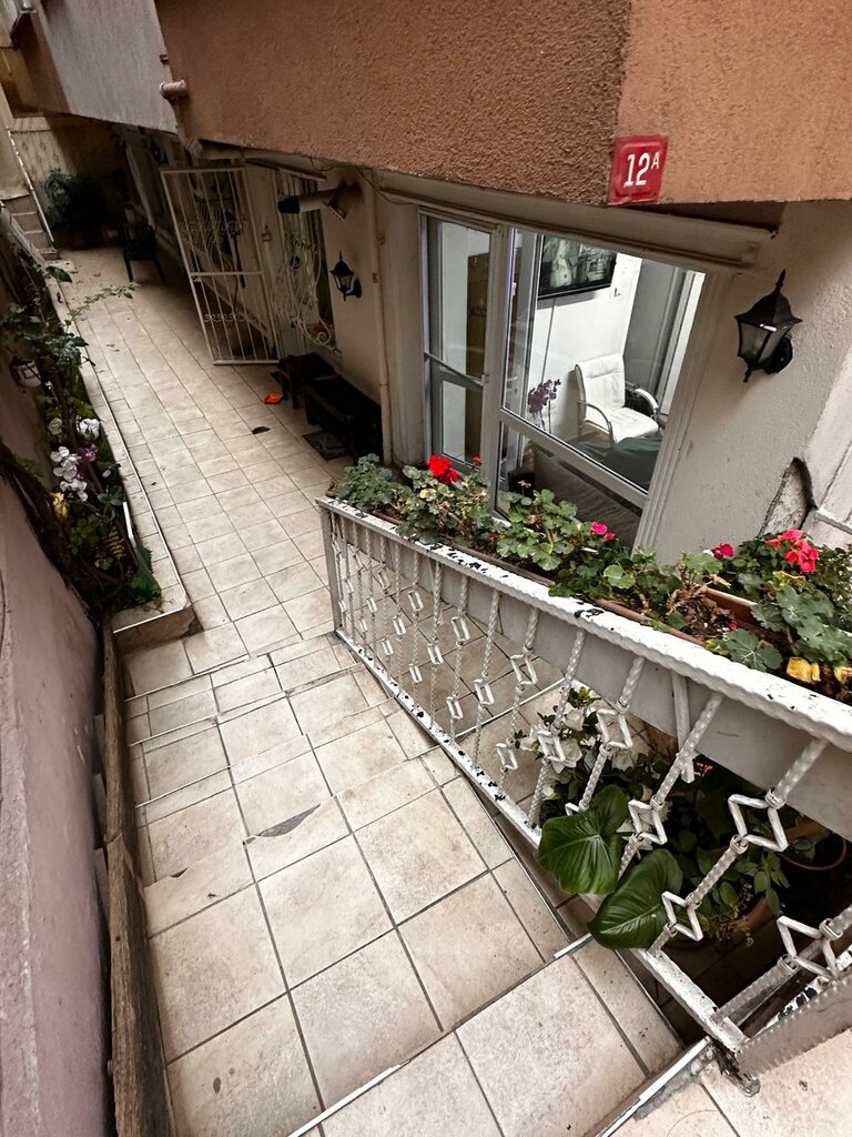 Emlak ofisi Tuna Emlak, İstanbul, foto