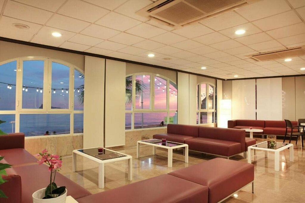 Otel Hotel Bilbaino, Benidorm, foto