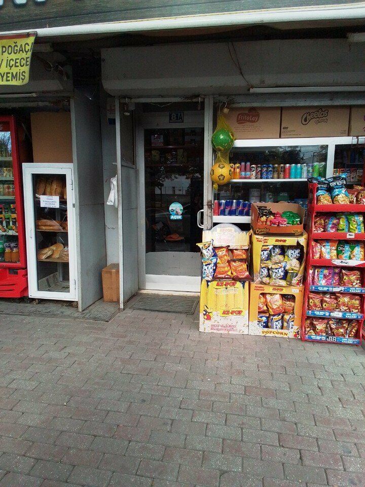 Mini-market Berat Market, Konya, foto