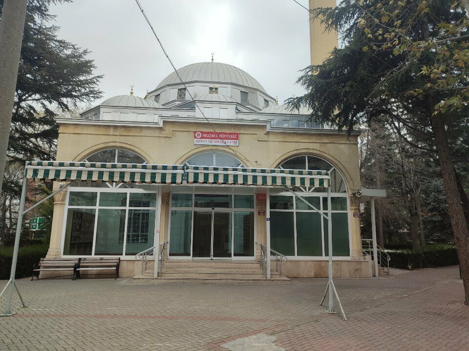 Cami Adnan Menderes Otogar Cami, Konya, foto