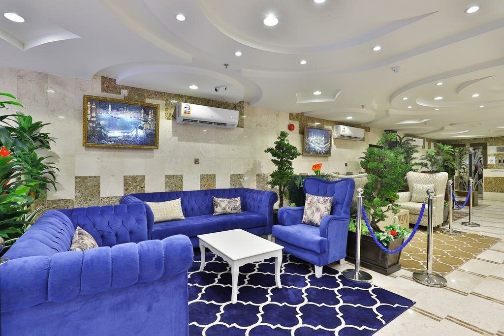 Otel Oyo 217 Nesmt Almagreb, Cidde, foto