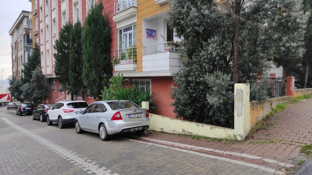 Otomobil parçaları imalatı Parçakolik, İstanbul, foto