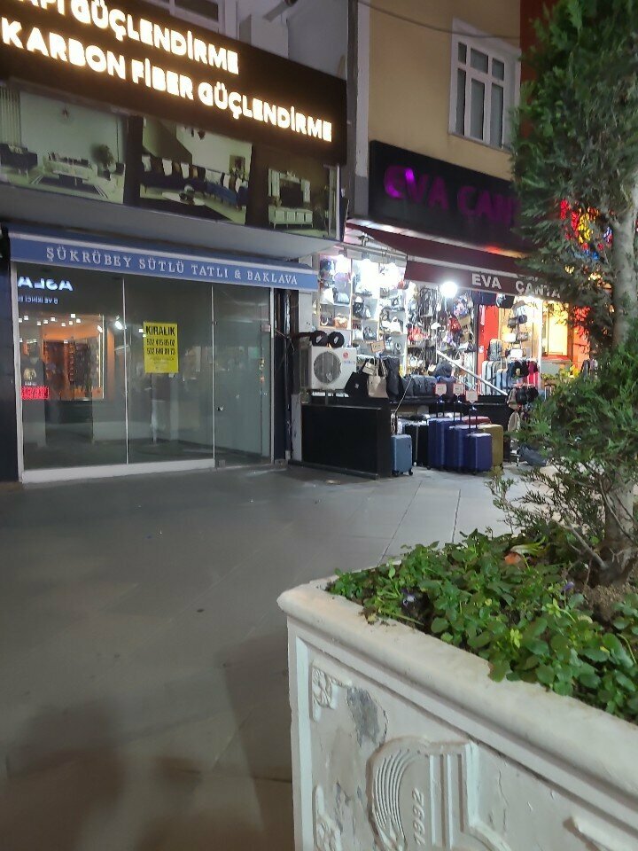 Kuruyemiş, atıştırmalık, kuru meyve Tuğra Kuruyemiş, İstanbul, foto