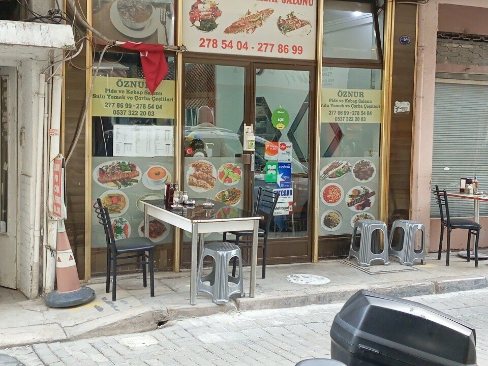 Kafe Öznur Pide & Kebap Salonu, İzmir, foto