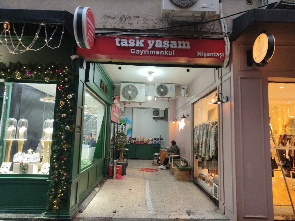 Emlak ofisi Task Yaşam Gayrimenkul, İstanbul, foto
