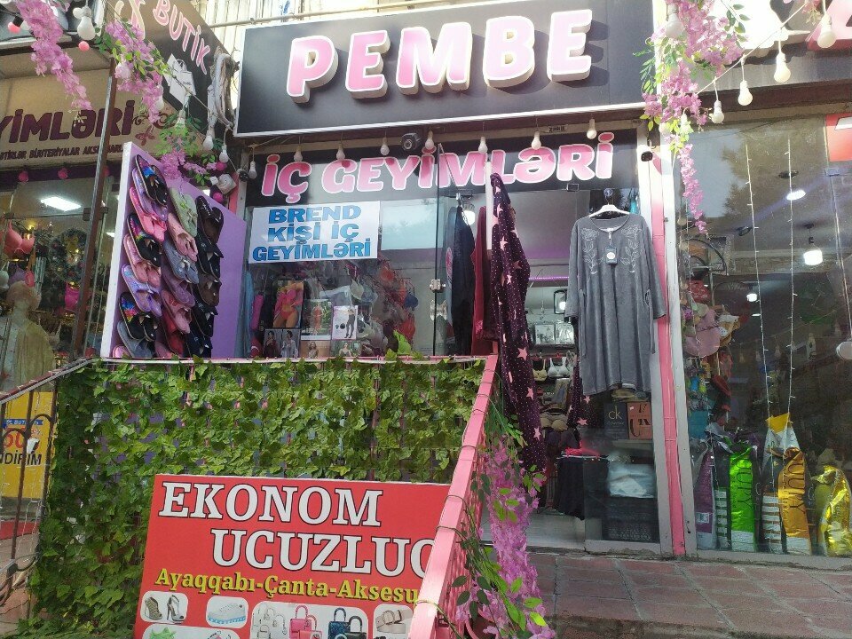 i̇ç giyim ve mayo mağazası Pembe, Bakü, foto