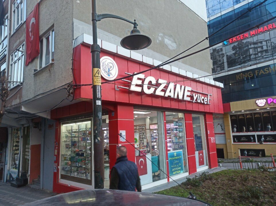 Eczaneler Yücel Eczanesi, İstanbul, foto