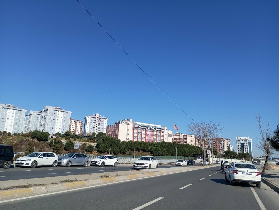 Meslek yüksekokulu İstanbul Gedik Üniversitesi Gedik Meslek Yüksekokulu, İstanbul, foto