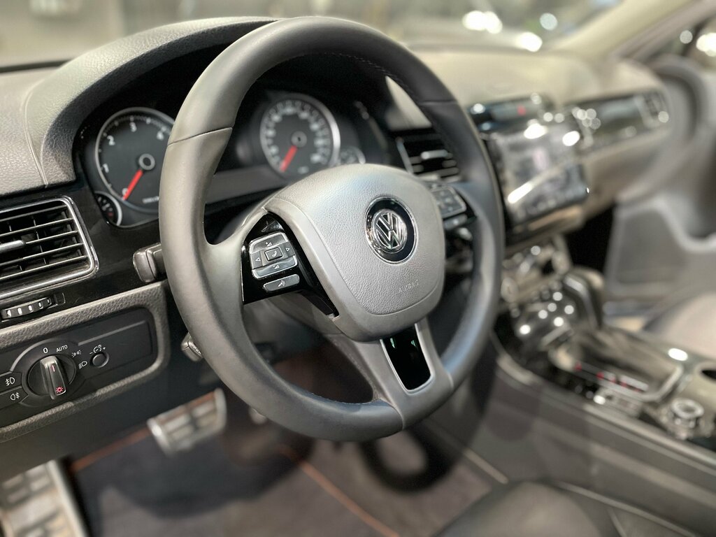 Oto döşeme Autovkozhe43, Kirov, foto