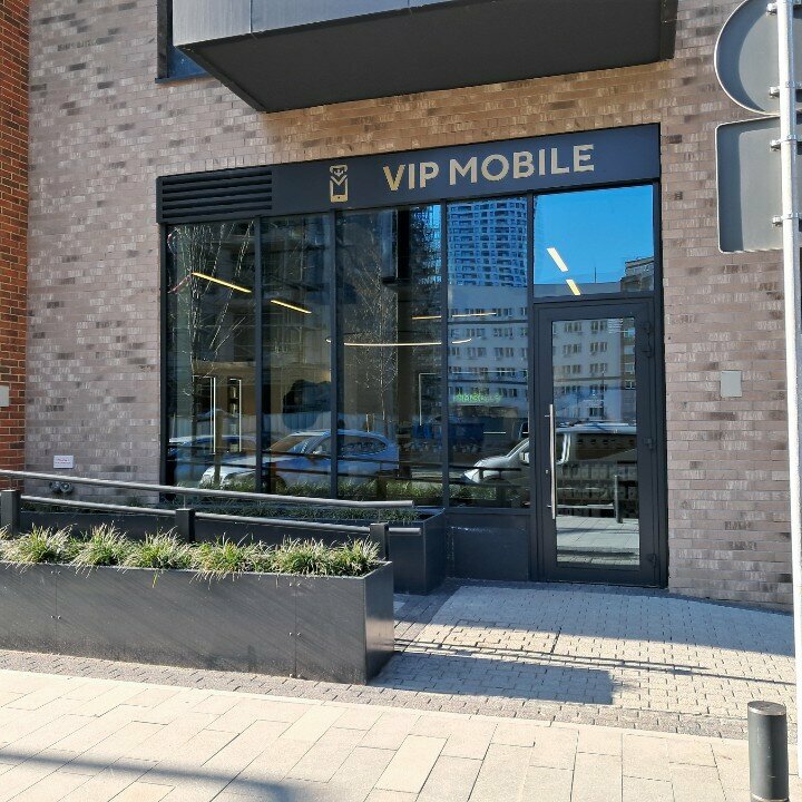 Cep telefonu aksesuarları VIP Mobile, Belgrad, foto