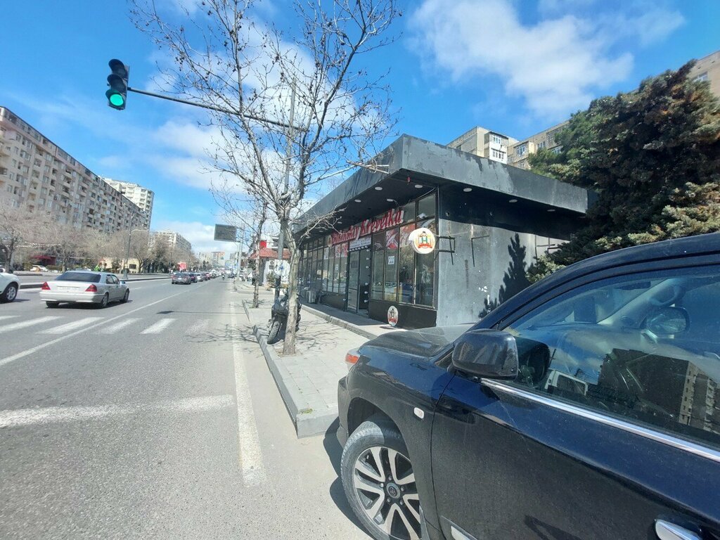 Balık ve deniz ürünleri Bakinskiy Krevetka, Bakü, foto