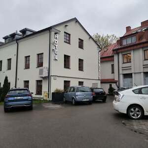 Apple Economy Hotel (Motiejaus Valančiaus gatvė No:19, Centro seniūnija), otel  Kaunas'tan